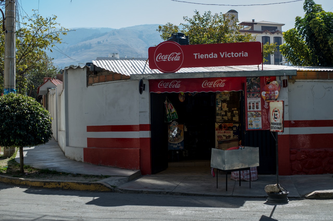 Coca-Cola lanza “Tiendas Abiertas” para la reactivación económica de ...