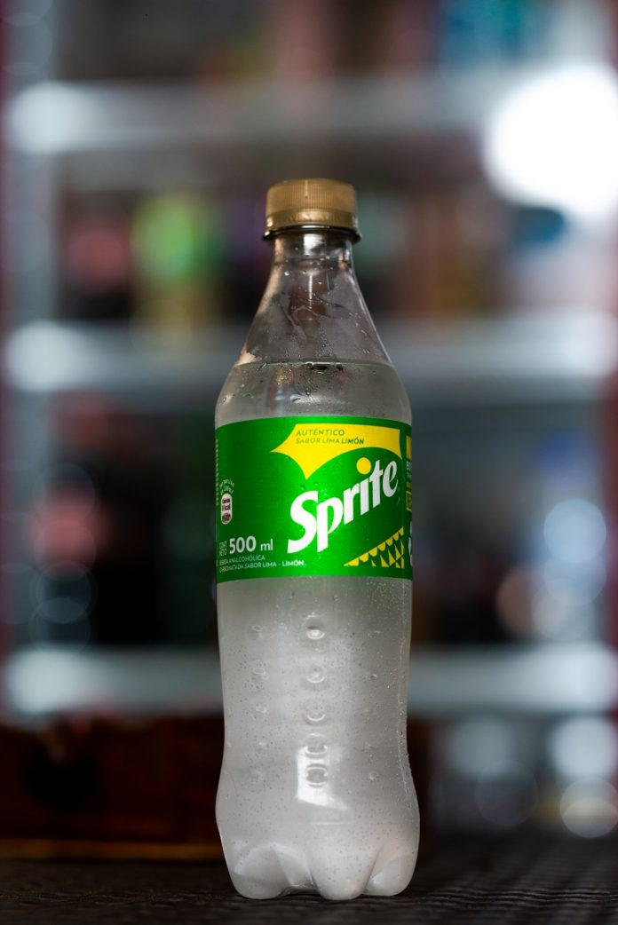 Sprite con nuevo envase transparente, más fácil de reciclar