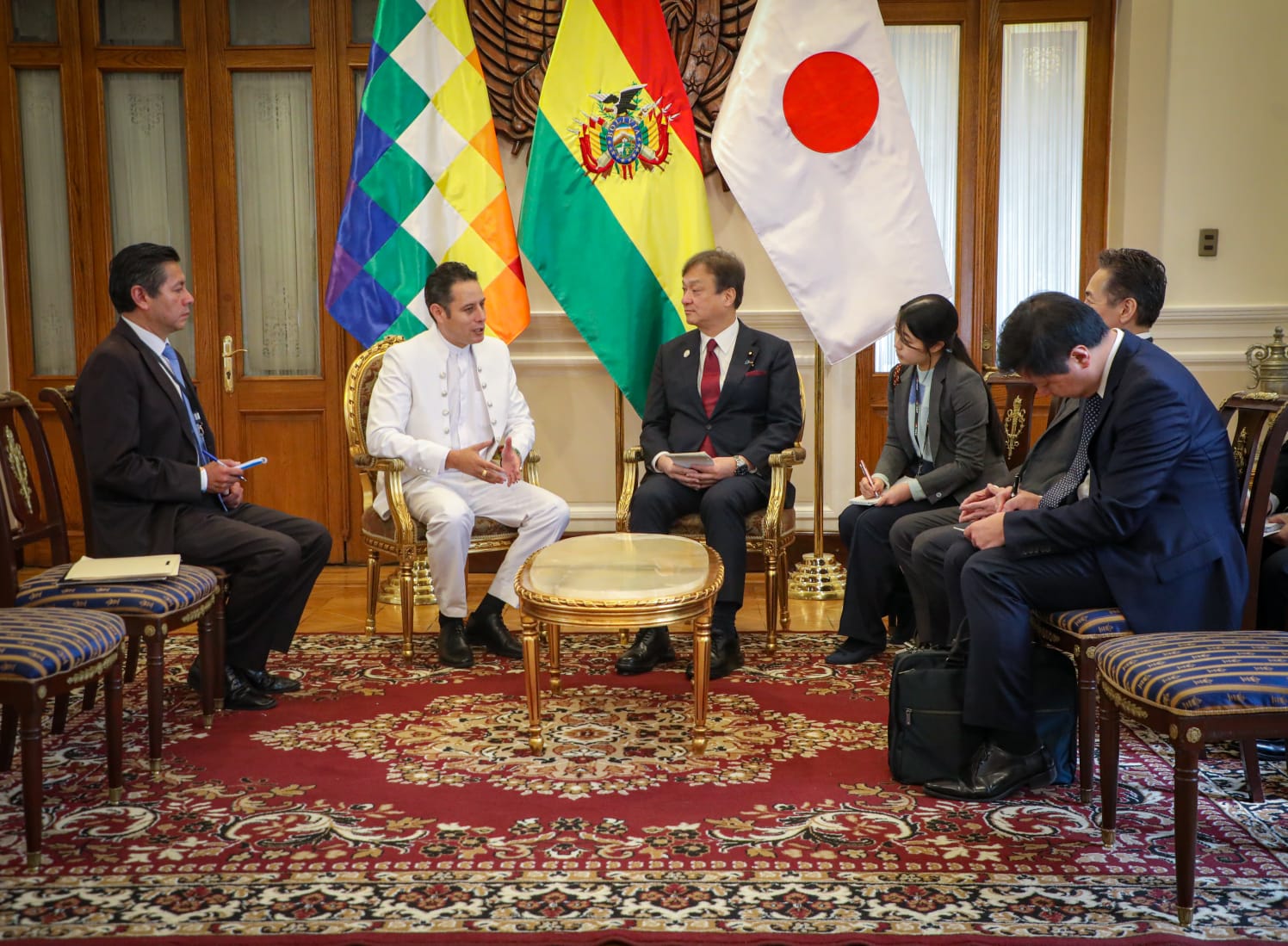Edmand Lara, sostuvo un encuentro con el Ministro de Estado de Asuntos ...